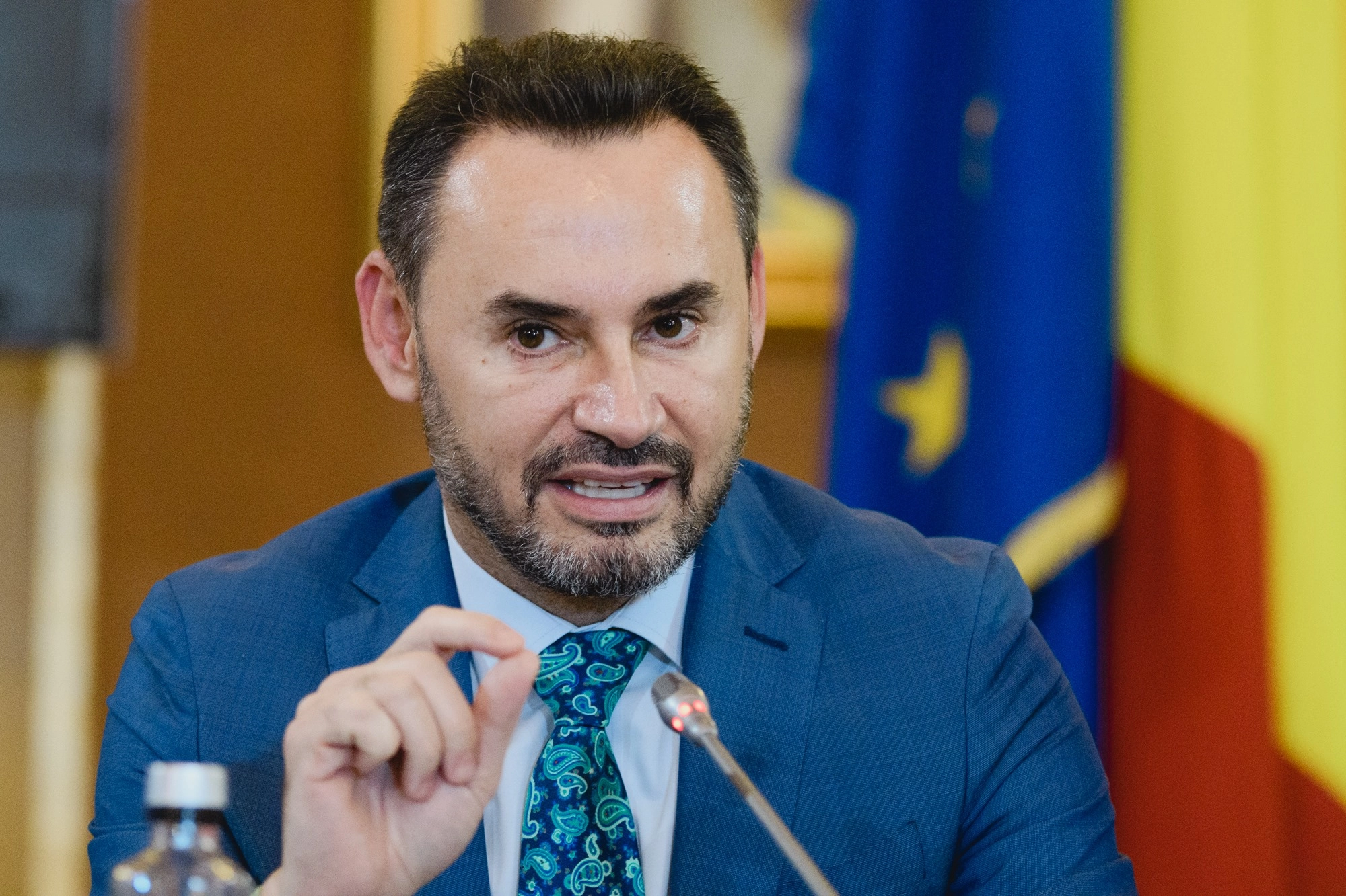 Gheorghe Falcă, europarlamentar PNL: 'Mama aprinde doar un bec în baie ...