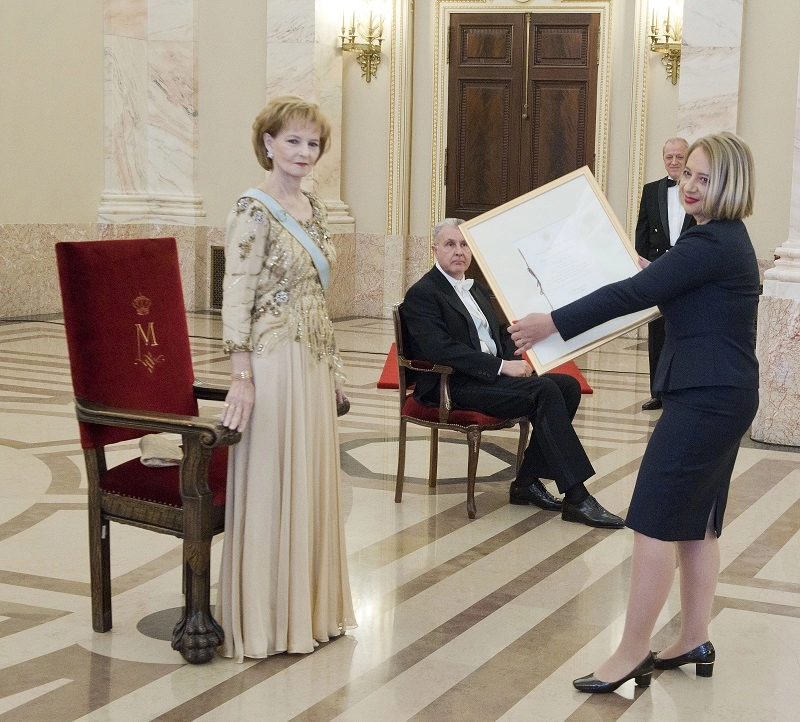 Caroli devine furnizorul Casei Regale a României - Bugetul.ro