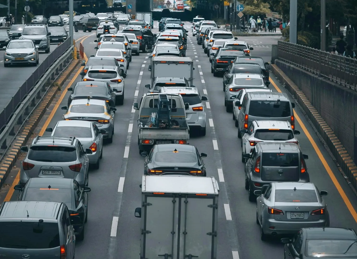 Cea mai aglomerată stradă din România. Nu este în București, așa cum ...