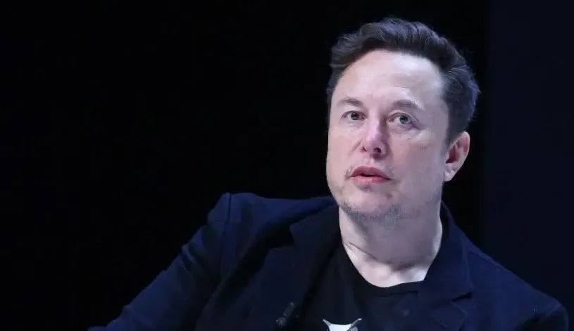 Elon Musk se joacă iar de-a Dumnezeu. Cum vrea miliardarul să ...